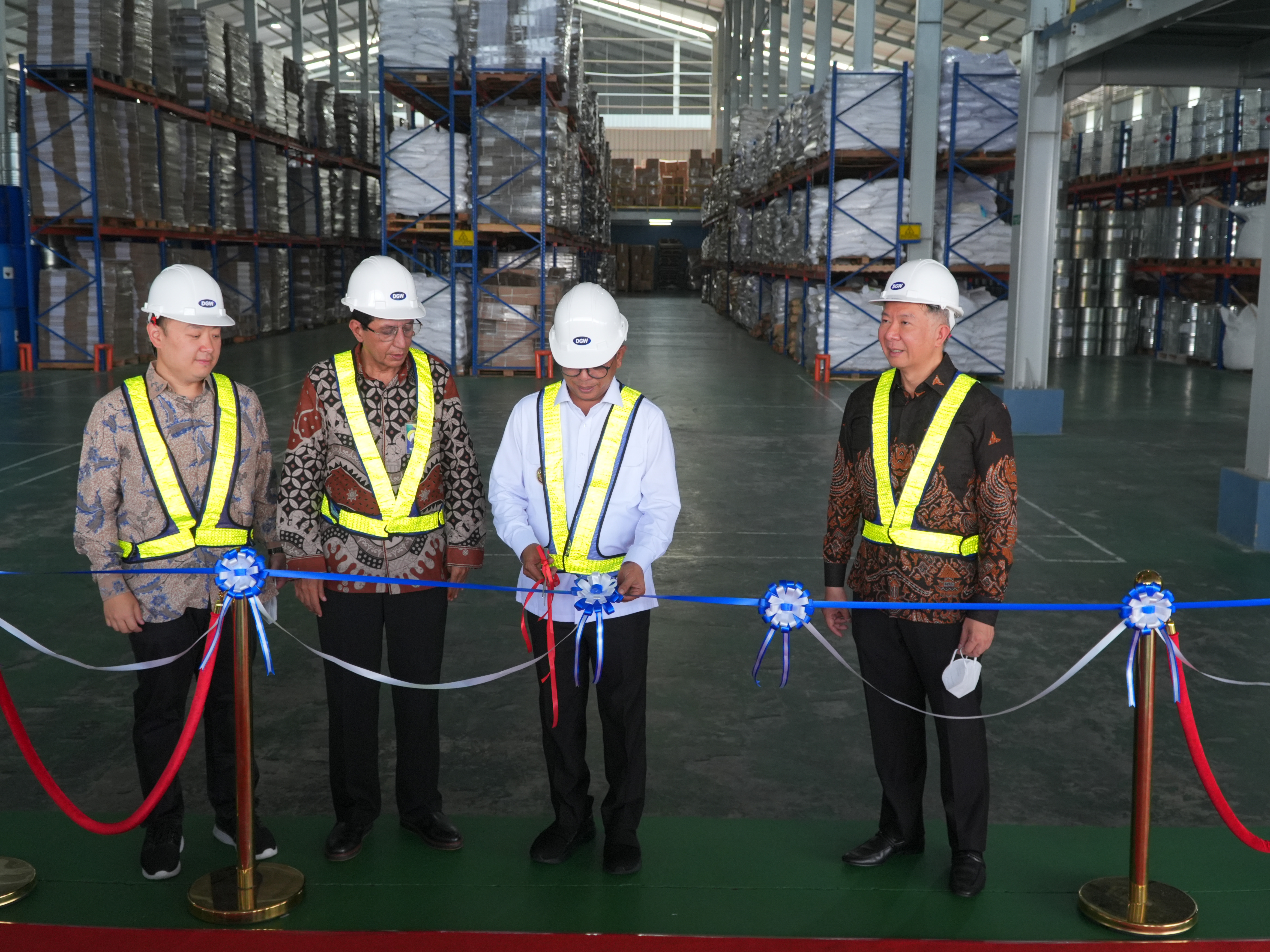 PT Delta Giri Wacana Tbk (DGWG) Resmikan Pabrik Karbamasi Siap Dukung ...