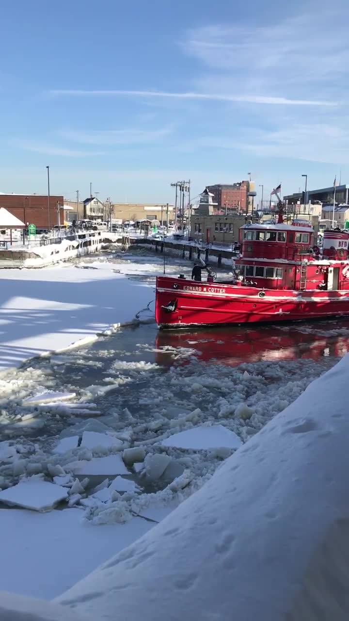 Ice Breaking Videos | Fireboat E.M. Cotter Conservancy, Inc.