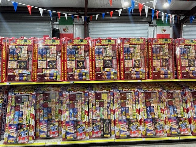 Photos | Flash-Bang Fireworks