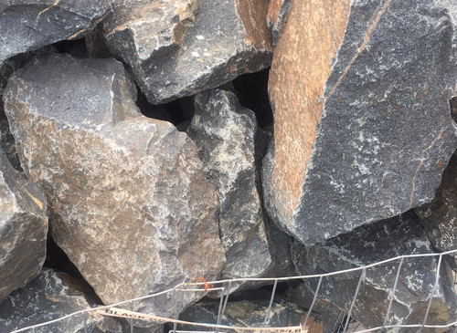 Black Granite Boulder ($/lb) | London Landscape Inc