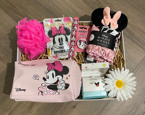 'Pretty Minnie' Hamper | GenieWishesEmporium