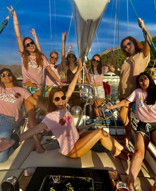 BACHELOR/HEN ON YACHT IN ATHENS | Greece Boat Booking