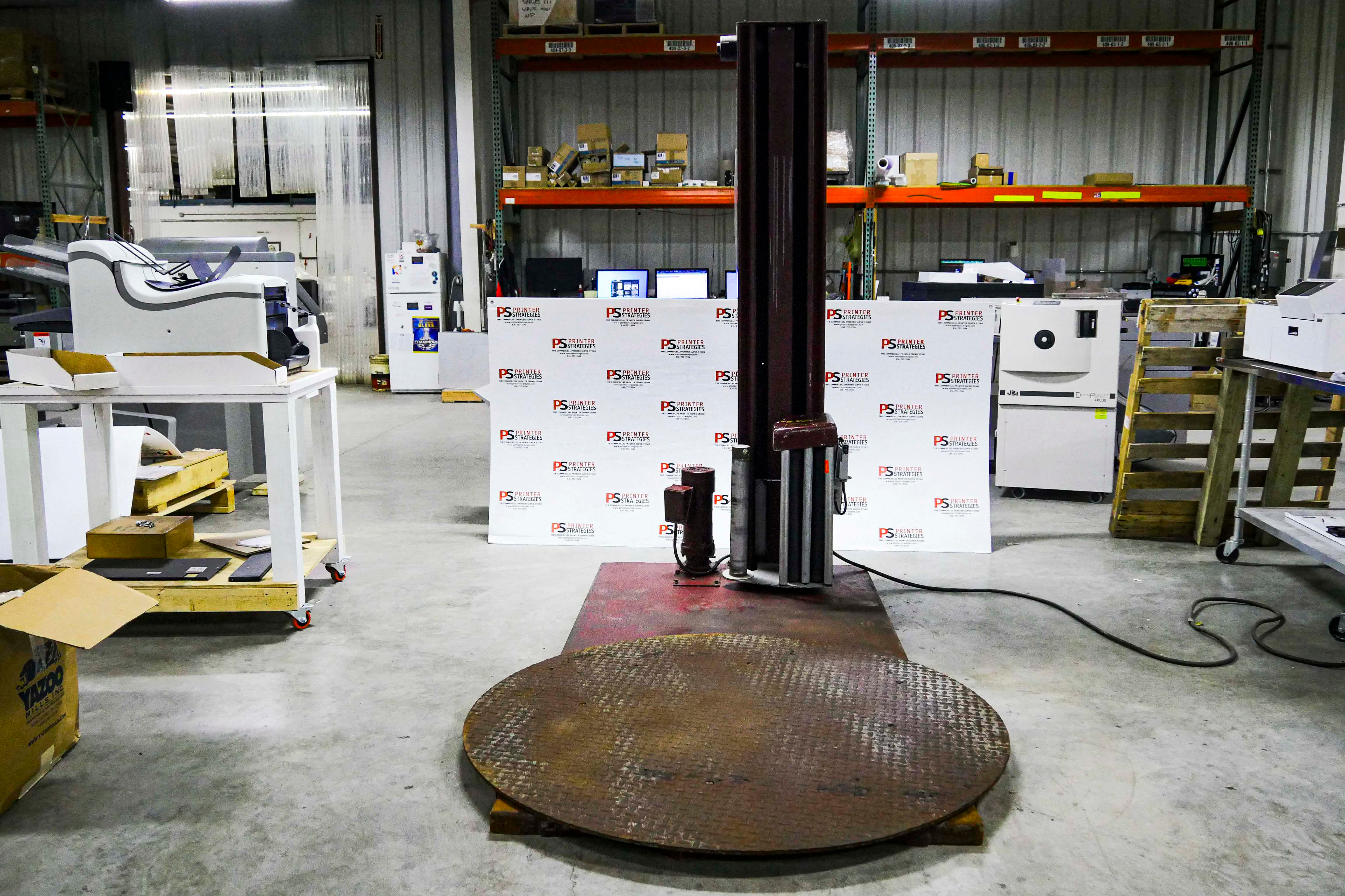 Lantech Pallet Wrapper