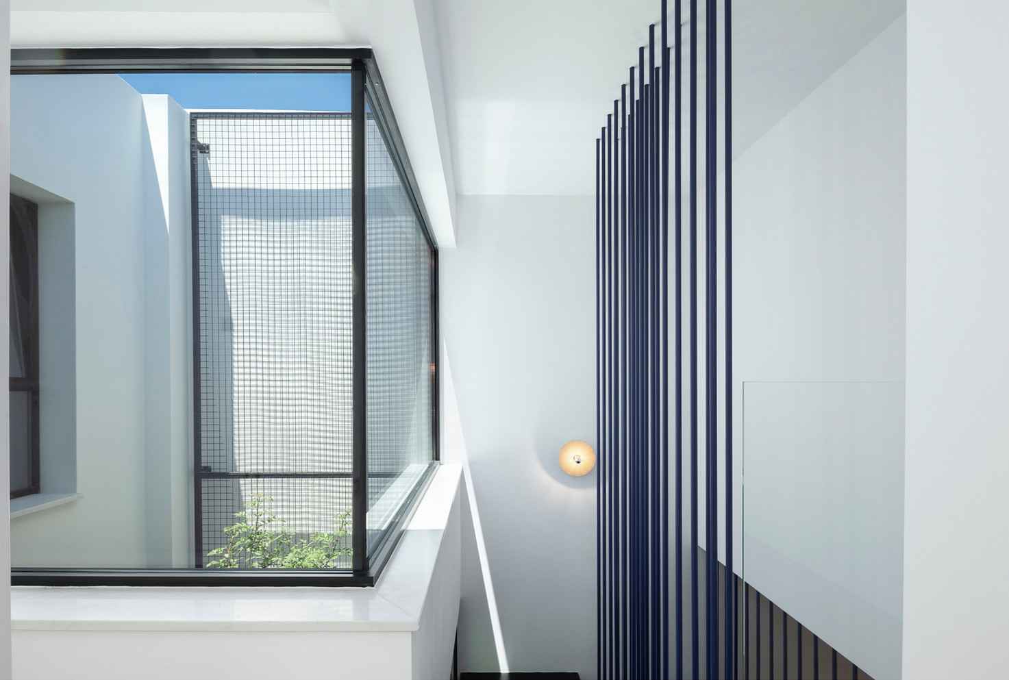 DOMUS LAETITIAE | Kyriakos Miltiadou