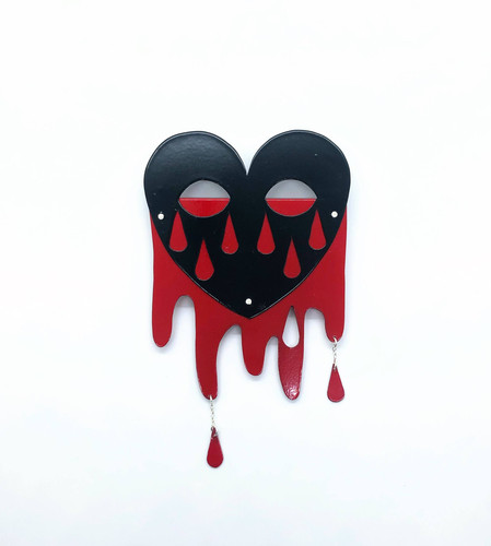 The Crying Heart Brooch- black & red- By Sarah Montagnoli | iwrising
