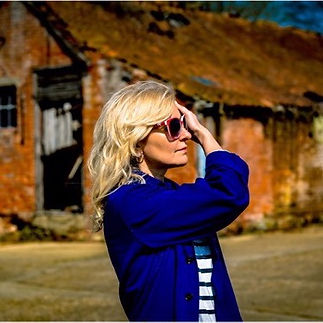 About Shelly | SPPS Songwriting