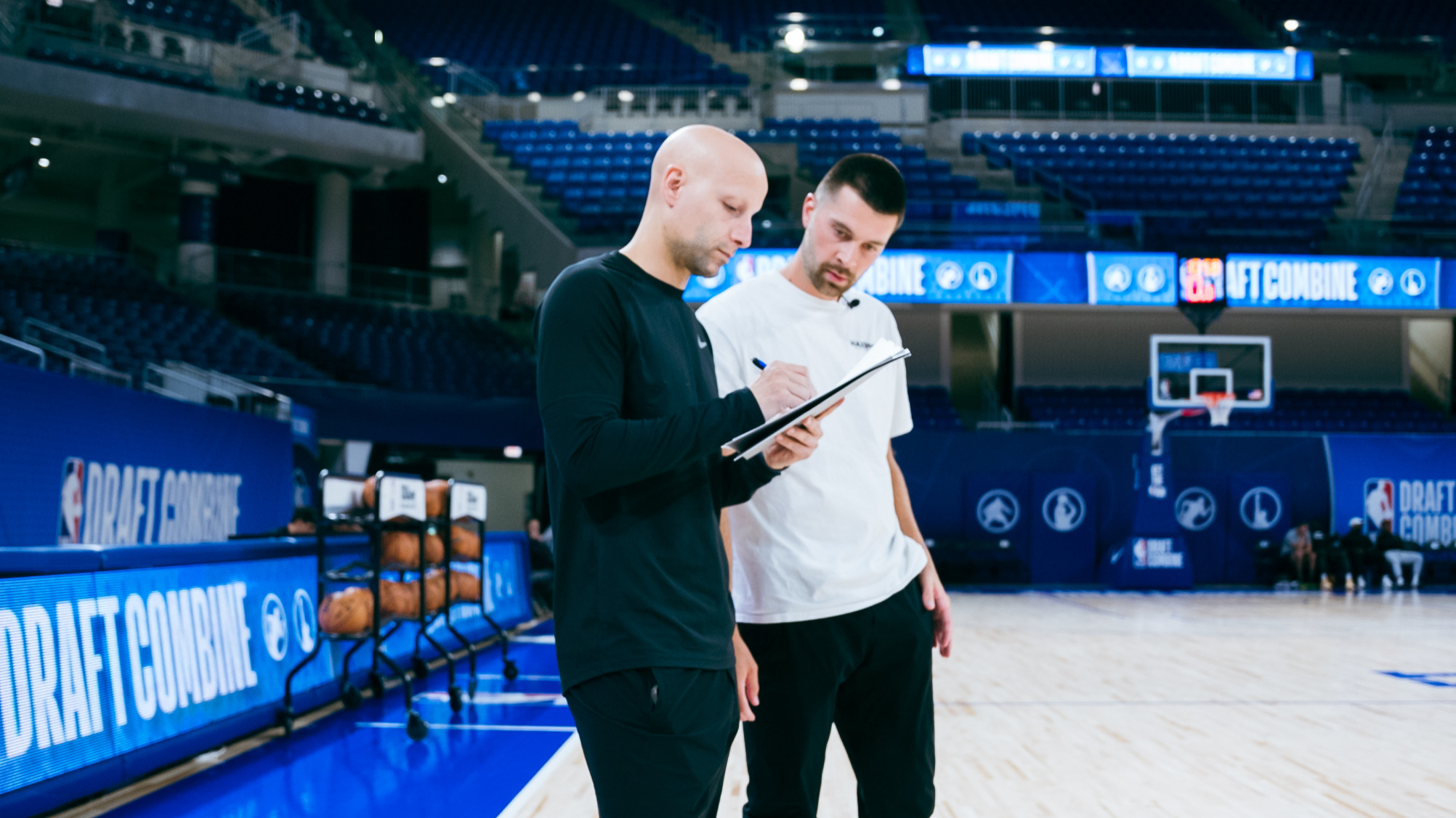 How Basketball Coaches Can Help Their Players Become Better Shooters