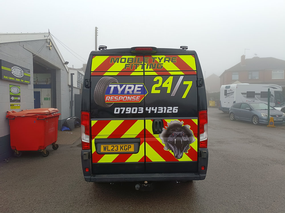 Chapter 8 Van Chevrons Explained (UK) | Signmasta