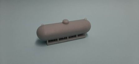 HO Scale Propane Tank w/base | Yelton Models