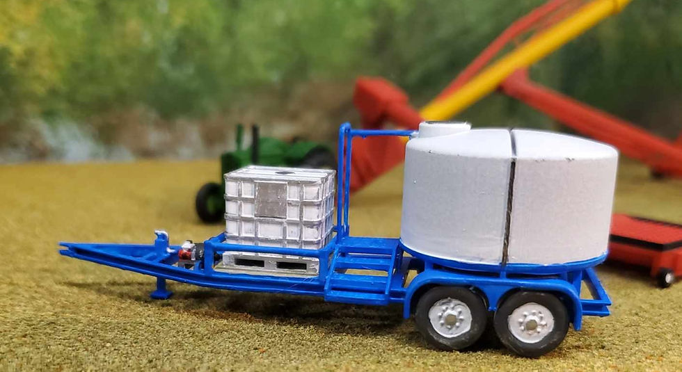 Large Water and Fertilizer Trailer N scale | Yelton Models
