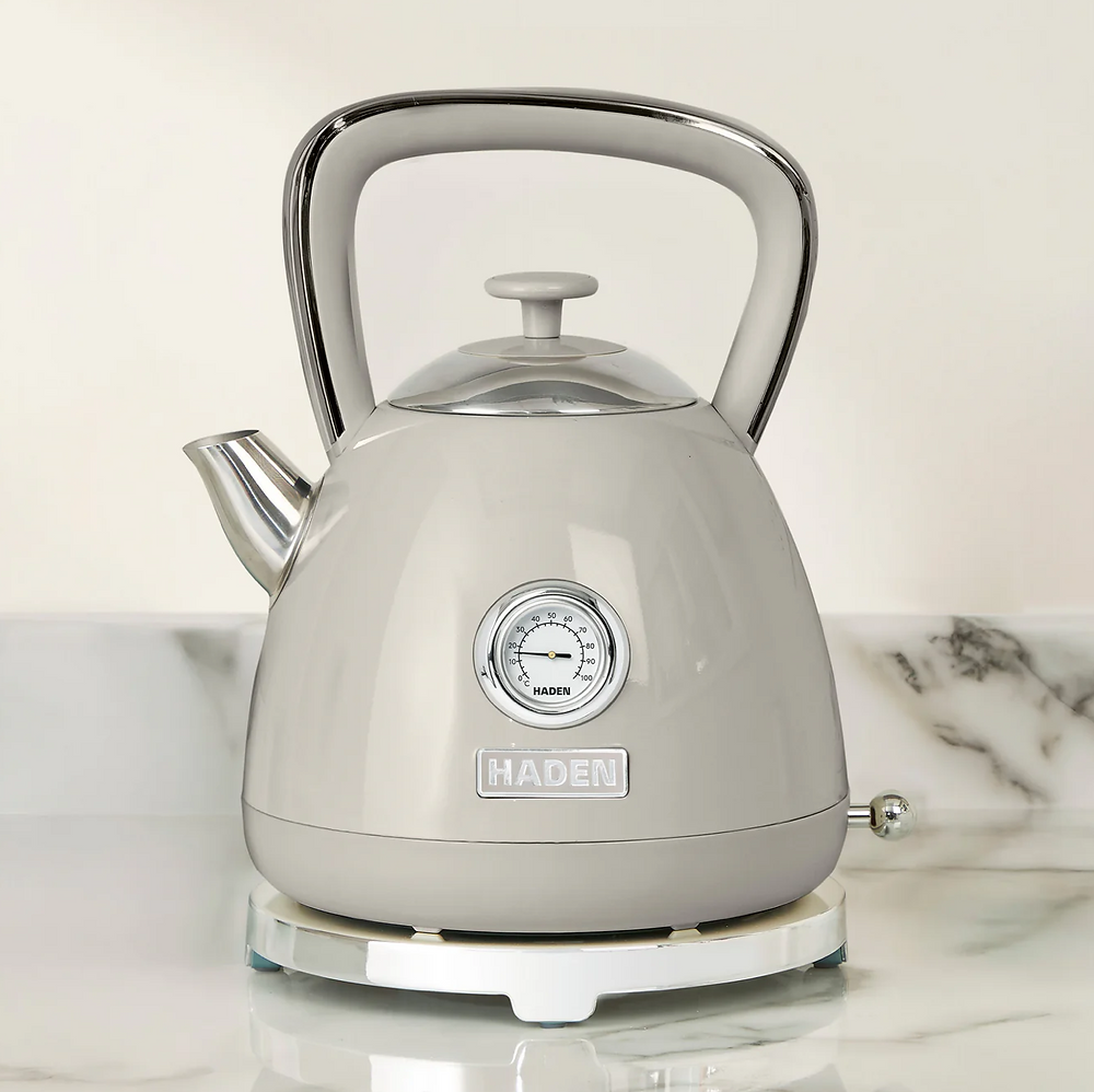 Kitting Out Your Kitchen: Kettles and Toasters