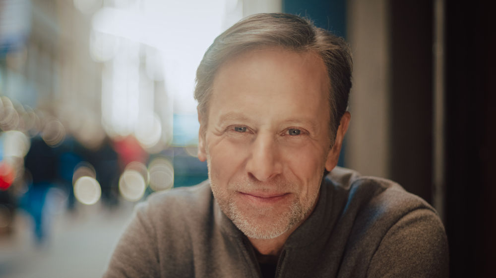 AMERICANA HIGHWAY | Song Premiere: Pete Muller “Tin Palace”