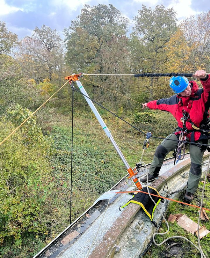 24-012 Artificial High Directionals and Austere Rigging - Belgium ...