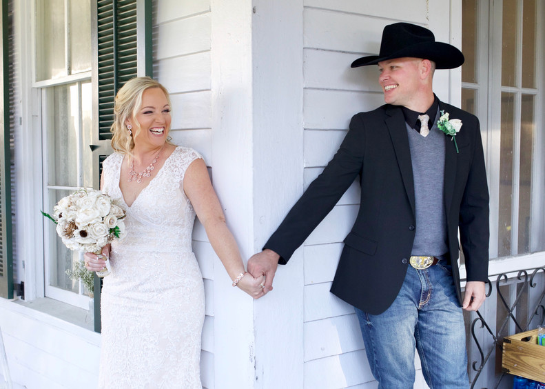 Wedding Photographer | Spring Hill | MonocleWedding.com