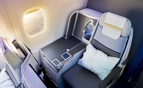 Luxury Travel | The Flight King