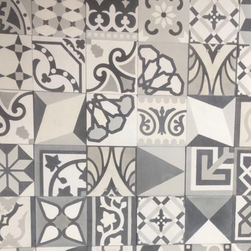 Patchwork Grayscale | BlattChaya
