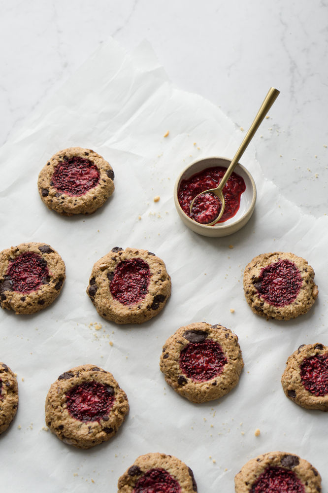 Haverkoekjes met chocolade en frambozenhart