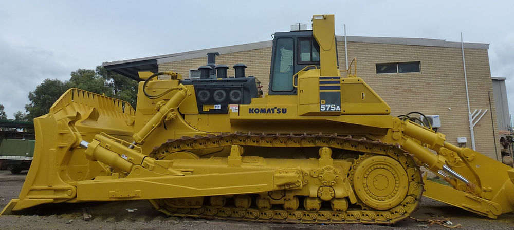 WORLD'S TOP 10 BULLDOZERS - KOMATSU D575A!!
