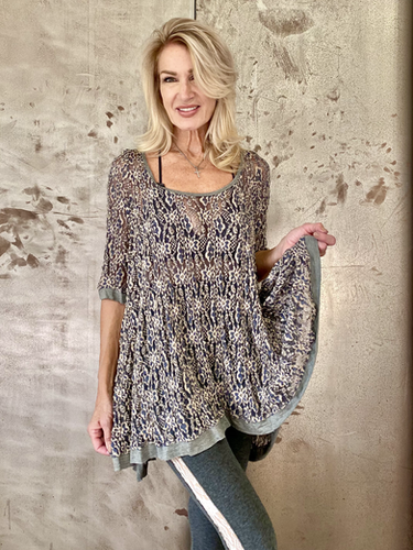 Alexa Pucker Lace | surrealistusa