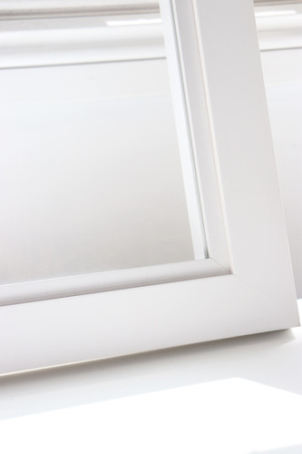 60x 80 Tailored Frame | Vintage Flower Box