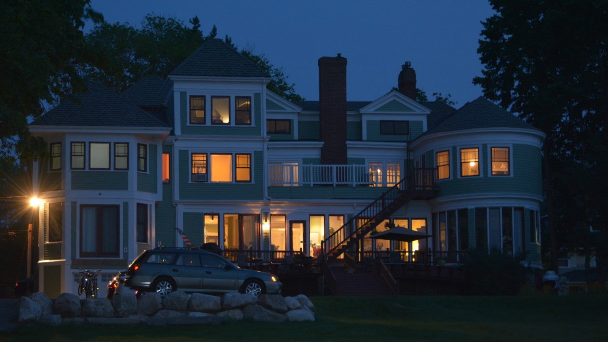 Maine | Saltair Inn Waterfront Bed and Breakfast | Bar Harbor Inn