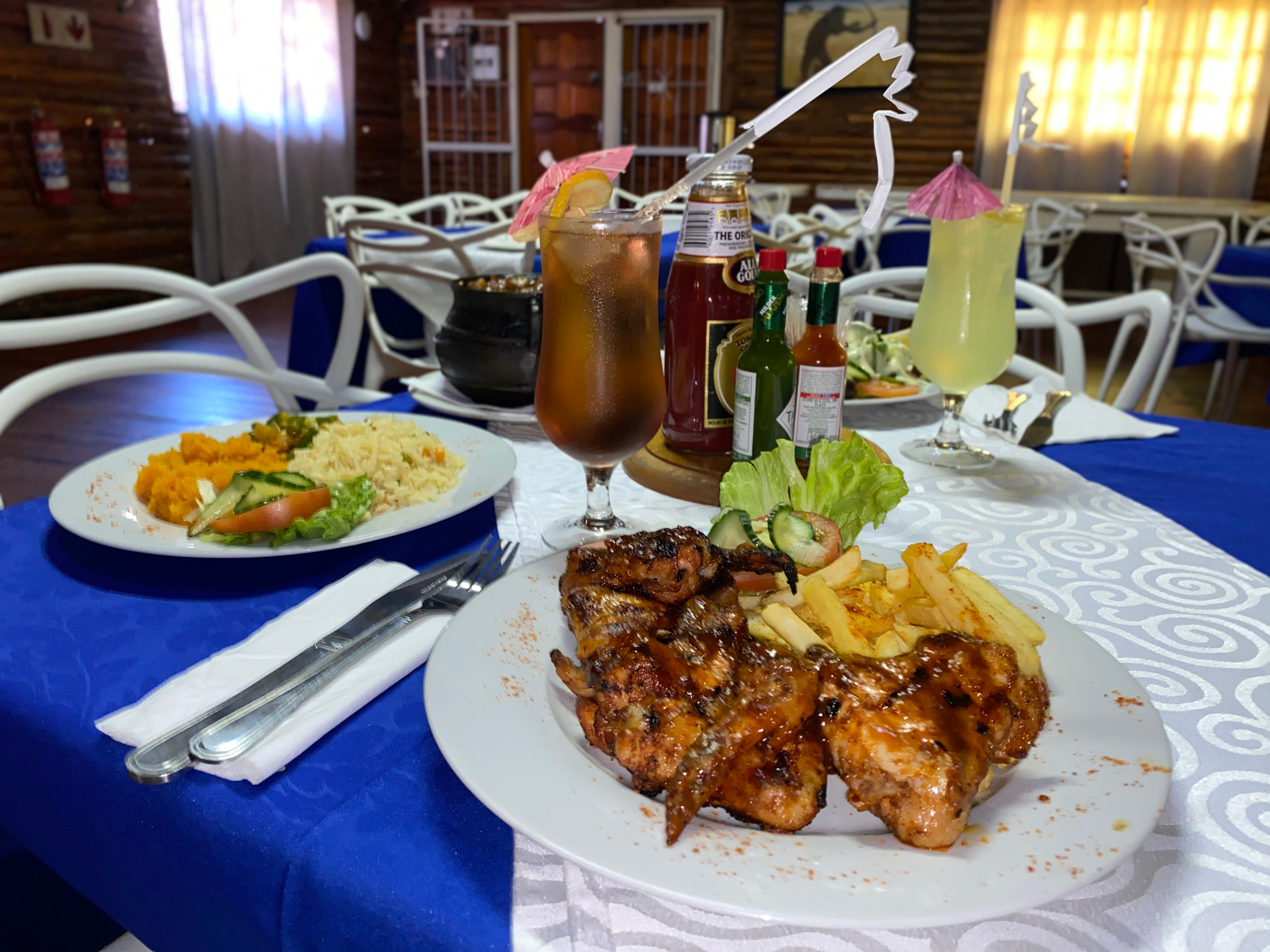 Sand River Resort | Eat