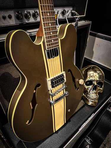 Epiphone Tom Delonge signature ES-333 | Alligator-amps new