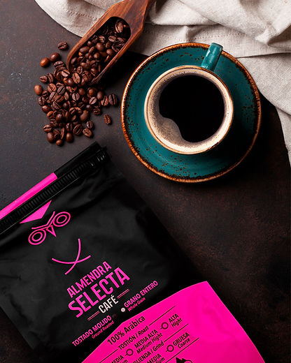 Almendra Selecta Café | The Coffees Market | Estados Unidos