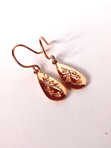 9ct solid Welsh Rose Gold Tree of Life Teardrop Earrings | Welsh Gold Shop