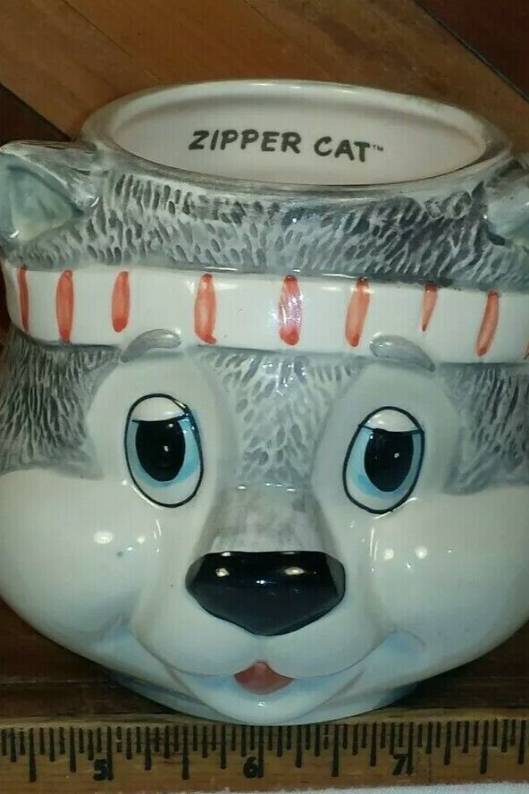 Zipper Cat character jug - American Greetings circa 1985