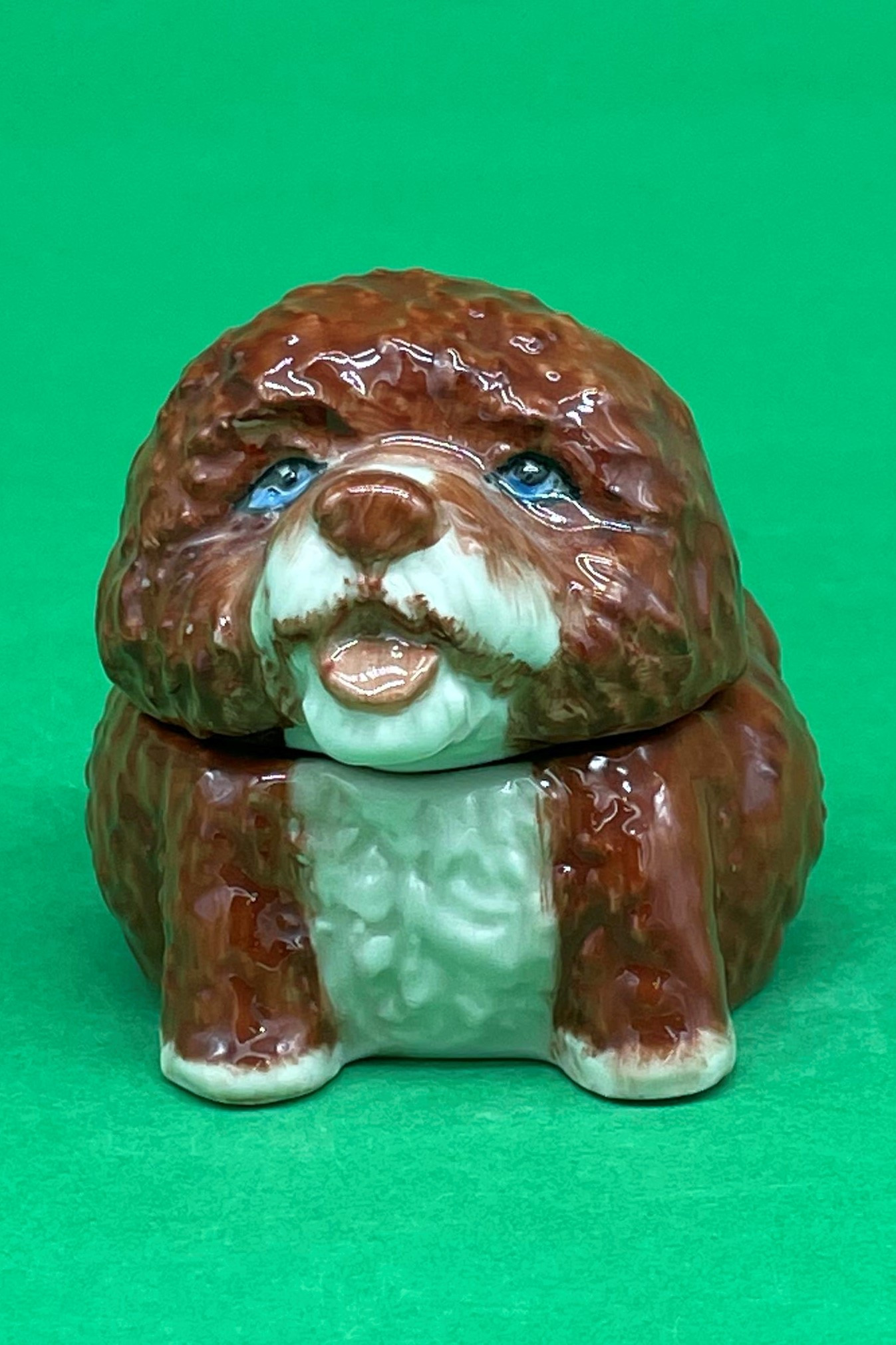 Elian face pot brown - Kevin Francis circa 2001