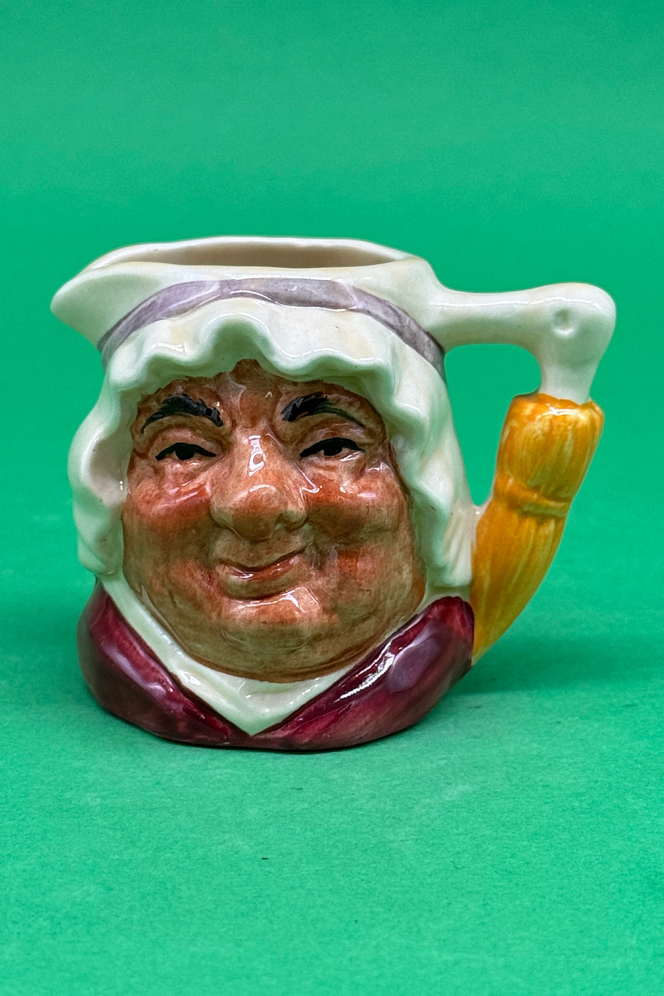 Sairey Gamp character jug - Siltone Pottery circa 1990