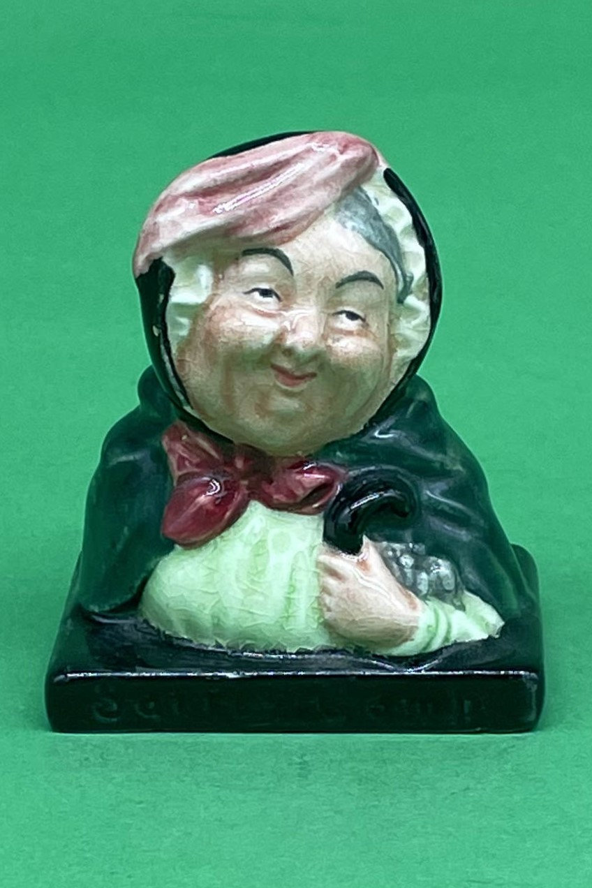 Sairey Gamp bust - Royal Doulton 1939 - 1960