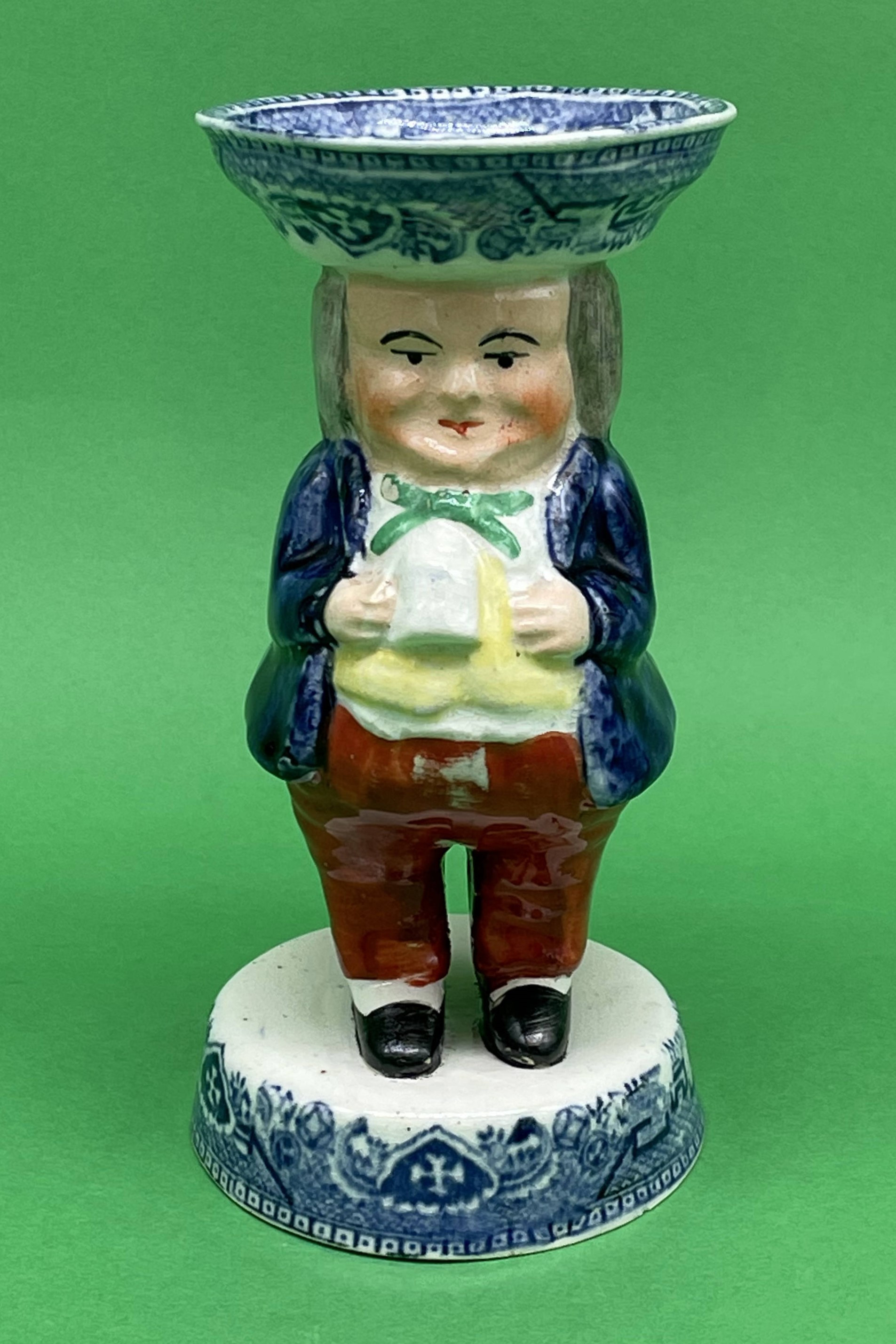 Standing Toby salt cellar Blue Willow - Staffordshire circa 1830