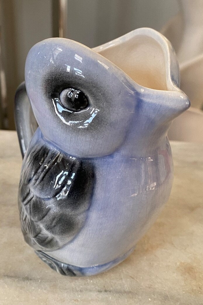 Robin toby jug gray - Artistic Potteries circa 1945