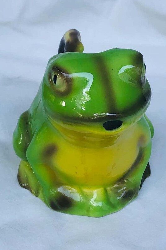 Frog toby jug - Tony Wood Studio circa 1985