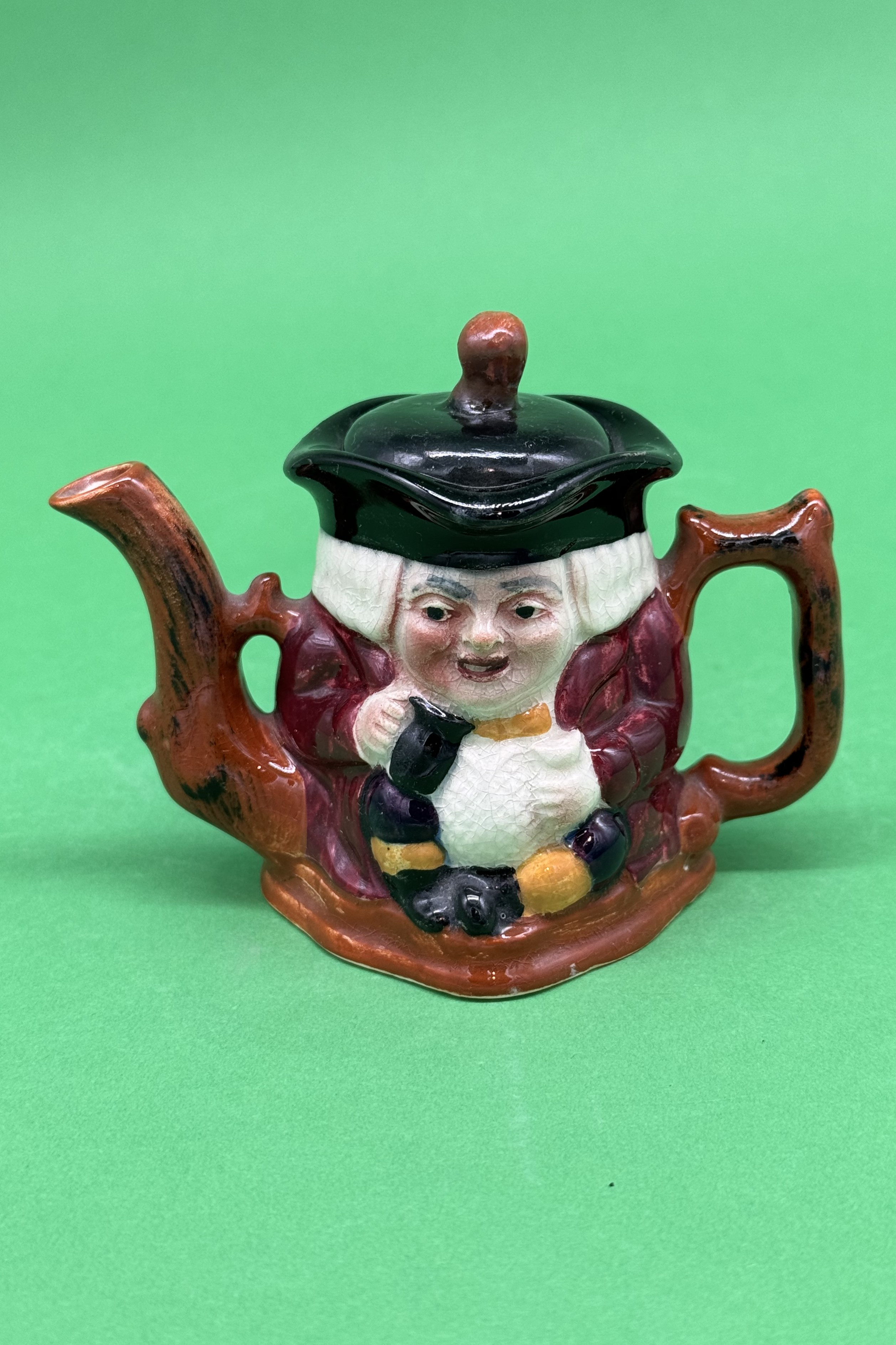 Squat Toby teapot small - Shorter & Son circa 1945