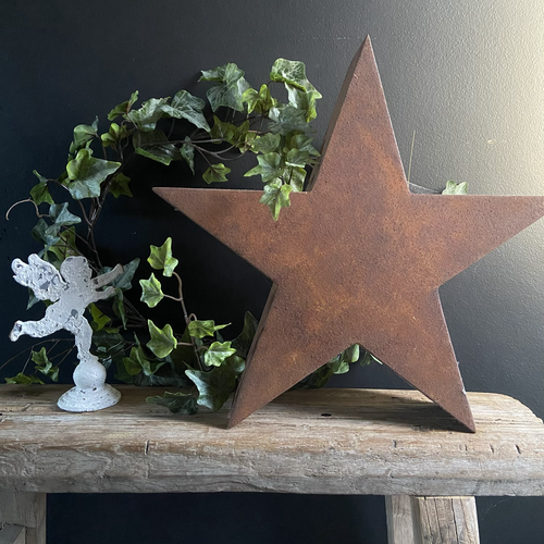 Chunky Rusty Metal Star | Saltmill Vintage