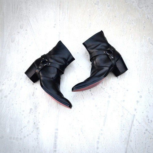 Buffalo Bobs - Early 00s Red Bottom Leather Harness Boots | GosuArchive