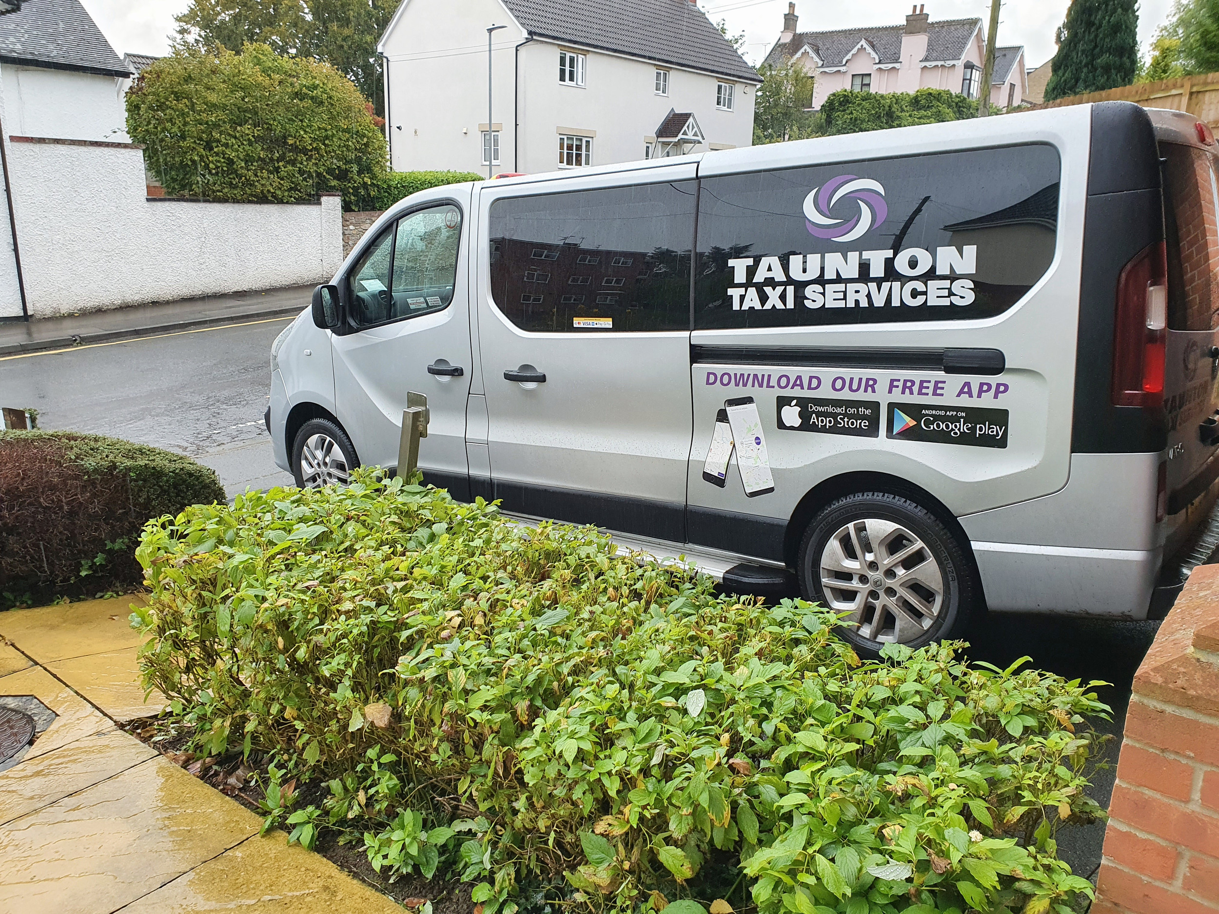 8 Seater Taxis | Taunton Taxi Services | Taunton Somerset