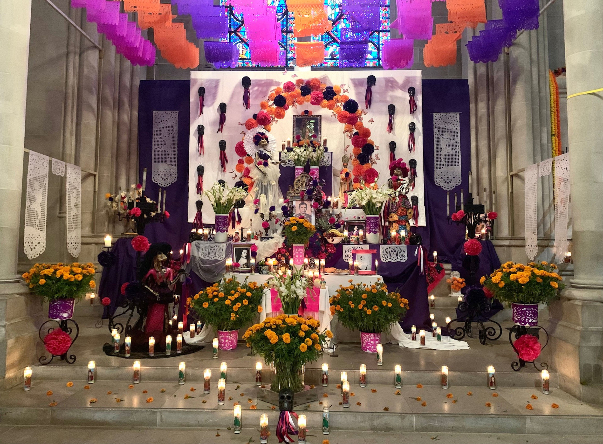 Ofrendas at the Cathedral Church of St. John the Divine | MexCulture