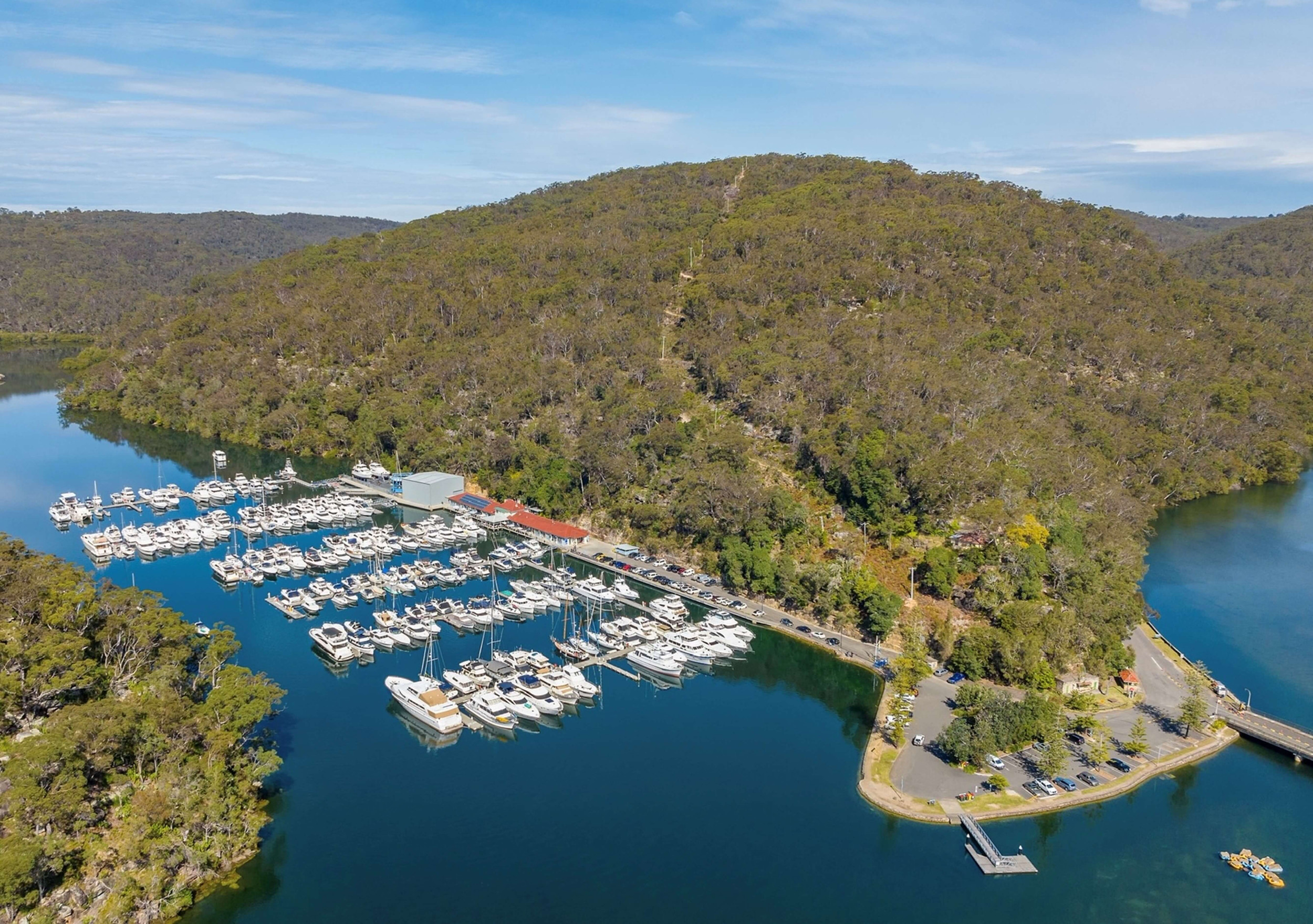 Accurate Weather, Wind, Cameras & Tides at Empire Marina Bobbin Head