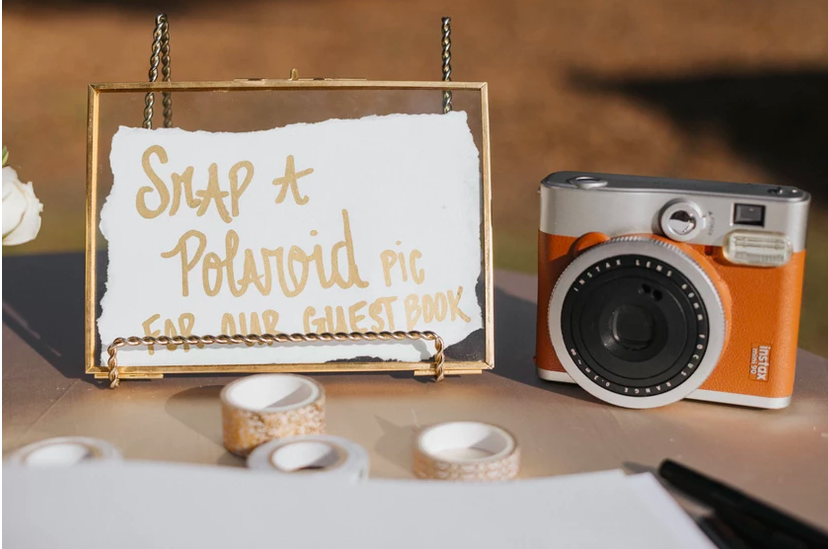 8 Ways to Welcome Your Wedding Guests
