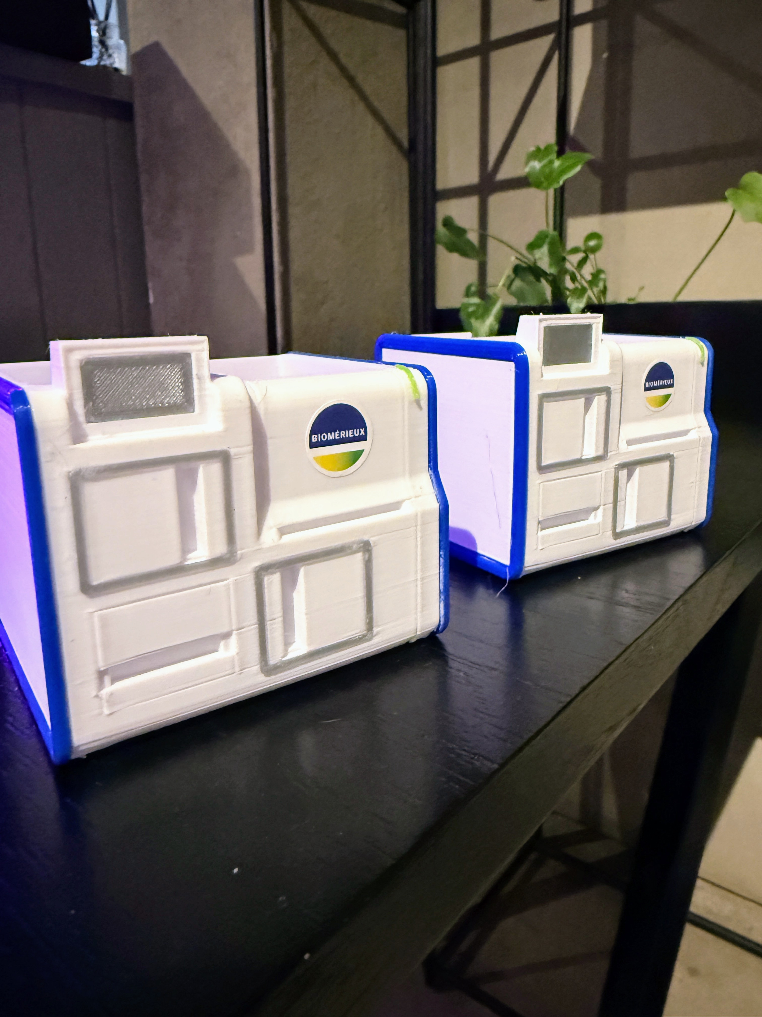 bioMérieux lanza VITEK® Compact PRO: refuerza su liderazgo en la ...