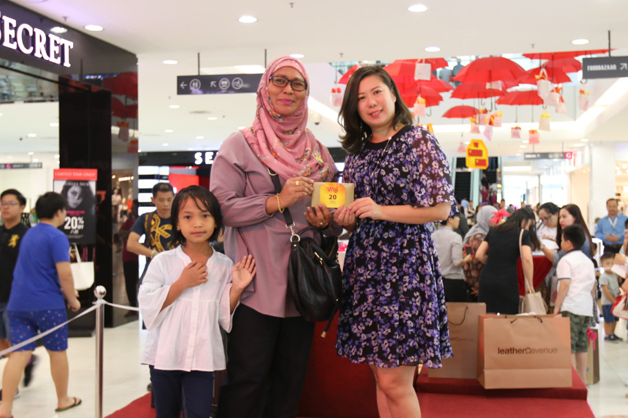 Fullscreen Page | tHe Spring Kuching