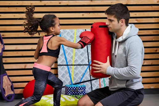 Os benefícios do boxe para crianças