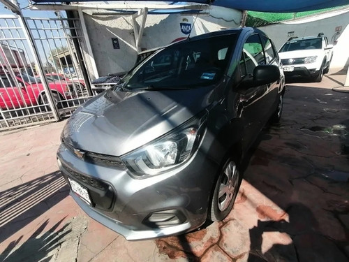 Chevrolet Beat 2018 Gris NB LT Man | Kendricars
