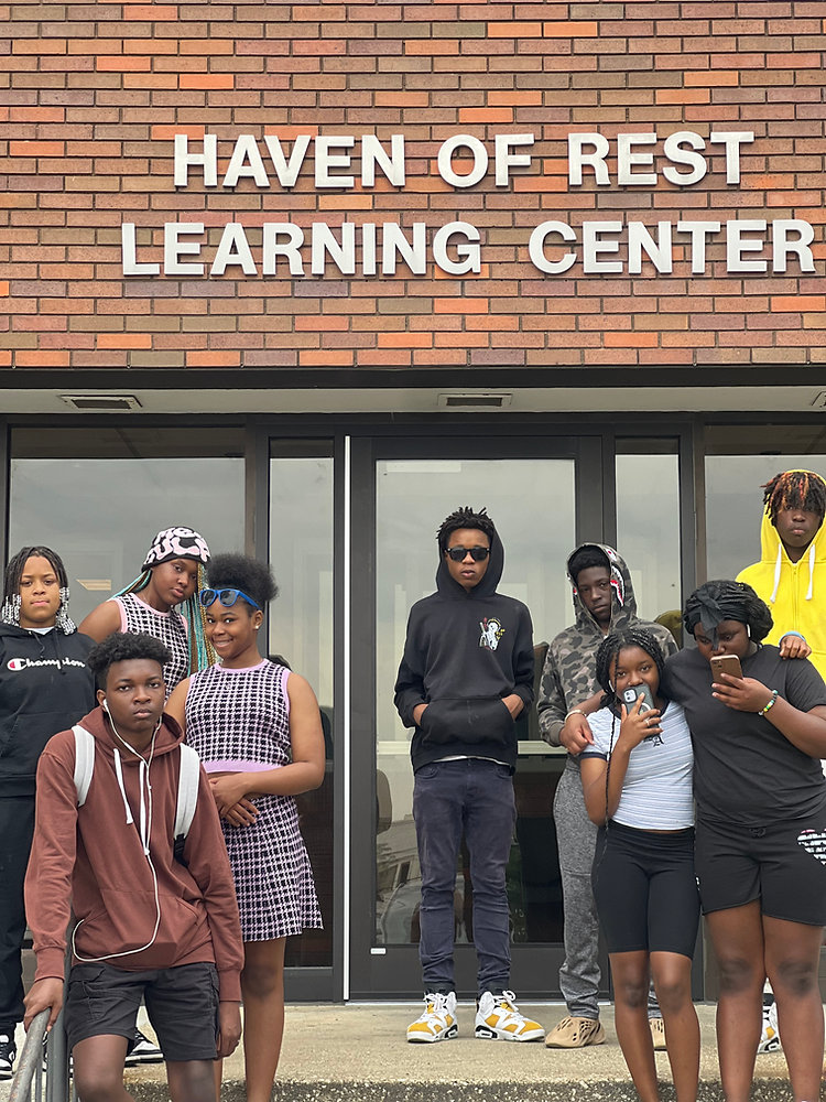 Bridging the Gap: SWAG Students Volunteering at Haven of Rest