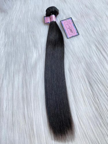 Silky Straight Bundles | Snooty Boutique