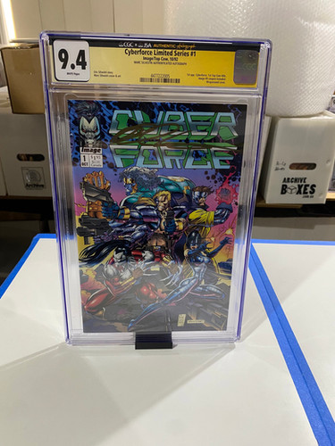 GRADED COMIC DISPLAY STAND | 454 Comics